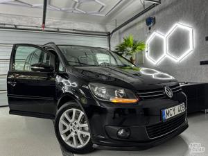 Melns Volkswagen Touran 2012 Kauņa, ar dzinēja tilpumu 2.00 L un nobraukumu 314 tūkst. km par 5350 €, foto 16 vietnē AUTOMOTO.COM.LV