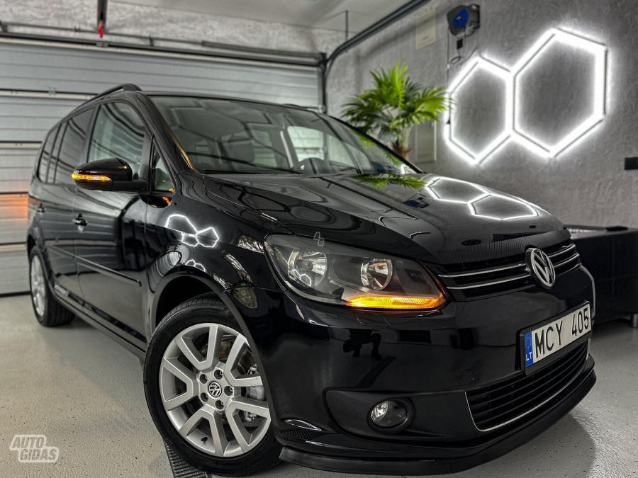 Melns Volkswagen Touran 2012 Kauņa, ar dzinēja tilpumu 2.00 L un nobraukumu 314 tūkst. km par 5350 €, foto 18 vietnē AUTOMOTO.COM.LV