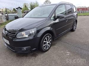 Melns Volkswagen Touran 2012 Jūrmala, ar dzinēja tilpumu 1.60 L un nobraukumu 237 tūkst. km par 3700 €, foto  vietnē AUTOMOTO.COM.LV