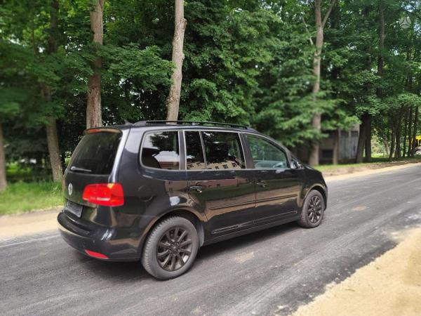 Melns Volkswagen Touran 2012 Marijampole, ar dzinēja tilpumu 1.40 L un nobraukumu 207 tūkst. km par 4750 €, foto 1 vietnē AUTOMOTO.COM.LV