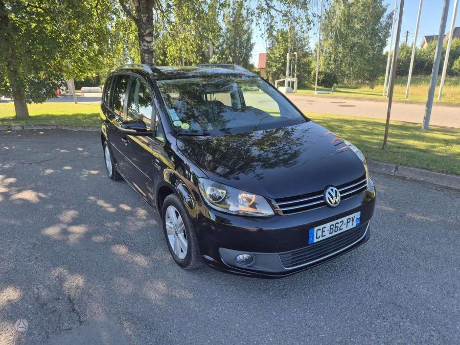 Melns Volkswagen Touran 2012 Tauragė, ar dzinēja tilpumu 1.60 L un nobraukumu 214 tūkst. km par 5700 €, foto 4 vietnē AUTOMOTO.COM.LV