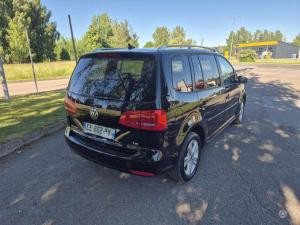 Melns Volkswagen Touran 2012 Tauragė, ar dzinēja tilpumu 1.60 L un nobraukumu 214 tūkst. km par 5700 €, foto 6 vietnē AUTOMOTO.COM.LV