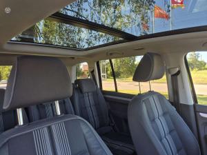 Melns Volkswagen Touran 2012 Tauragė, ar dzinēja tilpumu 1.60 L un nobraukumu 214 tūkst. km par 5700 €, foto 13 vietnē AUTOMOTO.COM.LV