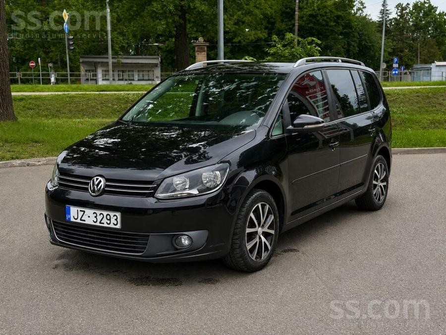 Melns Volkswagen Touran 2012 Rīga, ar dzinēja tilpumu 1.60 L un nobraukumu 238 tūkst. km par 5500 €, foto 6 vietnē AUTOMOTO.COM.LV