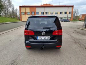 Черный Фольксваген Туран 2012 в Екабпилс, объемом двигателя 1.60 л и пробегом 261 тыс. км за 6650 €, фото 8 на AUTOMOTO.COM.LV