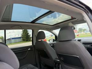Melns Volkswagen Touran 2012 Tauragė, ar dzinēja tilpumu 1.97 L un nobraukumu 227 tūkst. km par 6500 €, foto 21 vietnē AUTOMOTO.COM.LV
