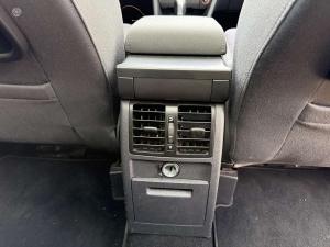Melns Volkswagen Touran 2012 Tauragė, ar dzinēja tilpumu 1.97 L un nobraukumu 227 tūkst. km par 6500 €, foto 23 vietnē AUTOMOTO.COM.LV