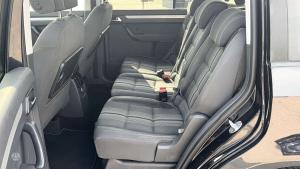 Black Volkswagen Touran 2012 in Marijampole, with an engine capacity of 1.97 L and mileage of 246 thousand km for 6000 €, photo 14 on AUTOMOTO.COM.LV
