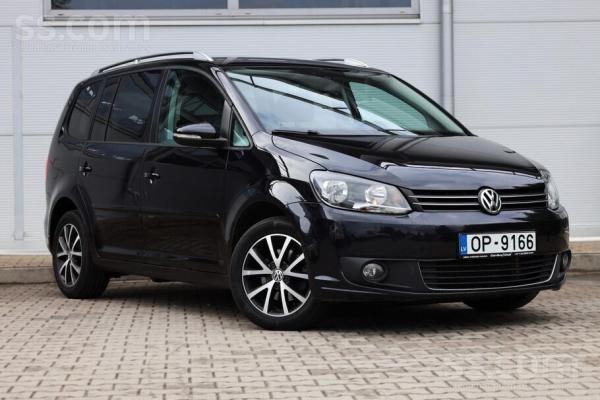 Melns Volkswagen Touran 2012 Rīga, ar dzinēja tilpumu 1.60 L un nobraukumu 0 tūkst. km par 6495 €, foto 4 vietnē AUTOMOTO.COM.LV