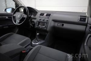 Black Volkswagen Touran 2012 in Riga, with an engine capacity of 1.60 L and mileage of 0 thousand km for 6495 €, photo 15 on AUTOMOTO.COM.LV
