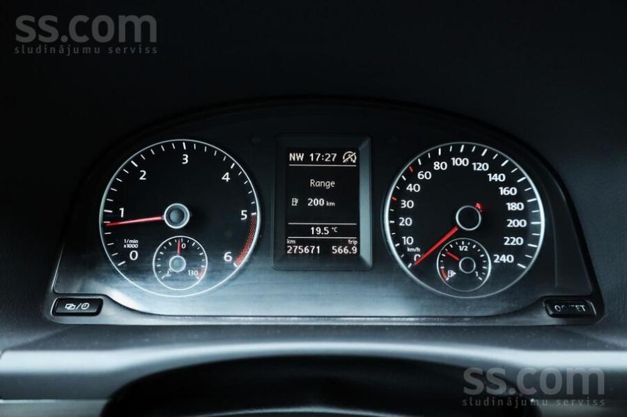 Black Volkswagen Touran 2012 in Riga, with an engine capacity of 1.60 L and mileage of 0 thousand km for 6495 €, photo 22 on AUTOMOTO.COM.LV