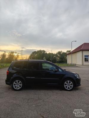 Melns Volkswagen Touran 2012 Joniškis, ar dzinēja tilpumu 2.00 L un nobraukumu 284 tūkst. km par 5400 €, foto 5 vietnē AUTOMOTO.COM.LV