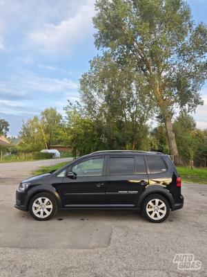 Melns Volkswagen Touran 2012 Joniškis, ar dzinēja tilpumu 2.00 L un nobraukumu 284 tūkst. km par 5400 €, foto 9 vietnē AUTOMOTO.COM.LV