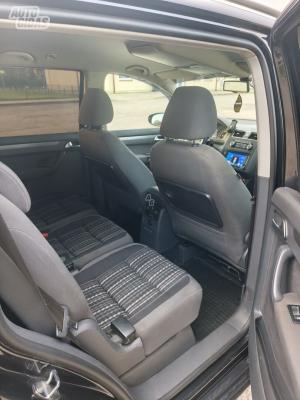 Melns Volkswagen Touran 2012 Joniškis, ar dzinēja tilpumu 2.00 L un nobraukumu 284 tūkst. km par 5400 €, foto 13 vietnē AUTOMOTO.COM.LV
