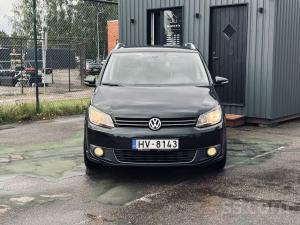 Melns Volkswagen Touran 2012 Rīga, ar dzinēja tilpumu 2.00 L un nobraukumu 267 tūkst. km par 4990 €, foto 4 vietnē AUTOMOTO.COM.LV