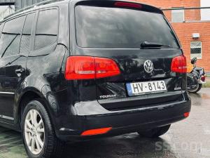Melns Volkswagen Touran 2012 Rīga, ar dzinēja tilpumu 2.00 L un nobraukumu 267 tūkst. km par 4990 €, foto 11 vietnē AUTOMOTO.COM.LV