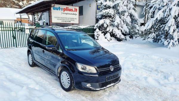 Melns Volkswagen Touran 2013 Viļņa, ar dzinēja tilpumu 1.40 L un nobraukumu 239 tūkst. km par 6900 €, foto 1 vietnē AUTOMOTO.COM.LV