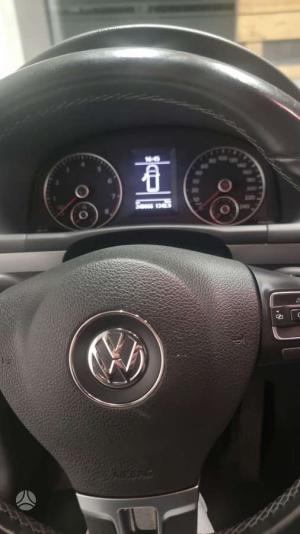 Melns Volkswagen Touran 2013 Kauņa, ar dzinēja tilpumu 1.39 L un nobraukumu 234 tūkst. km par 5100 €, foto 7 vietnē AUTOMOTO.COM.LV