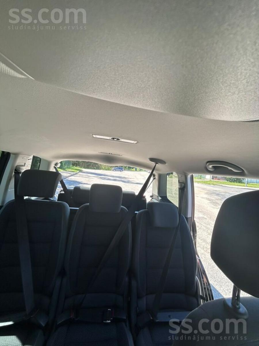 Melns Volkswagen Touran 2013 Ogre, ar dzinēja tilpumu 1.20 L un nobraukumu 239 tūkst. km par 6150 €, foto 9 vietnē AUTOMOTO.COM.LV