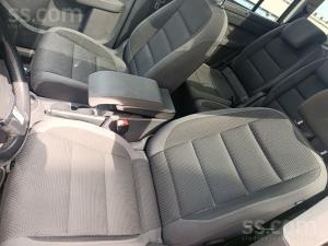 Melns Volkswagen Touran 2013 Rīga, ar dzinēja tilpumu 2.00 L un nobraukumu 300 tūkst. km par 3800 €, foto 9 vietnē AUTOMOTO.COM.LV