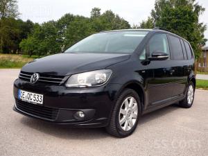 Black Volkswagen Touran 2013 in Cesis, with an engine capacity of 1.60 L and mileage of 0 thousand km for 7200 €, photo 4 on AUTOMOTO.COM.LV