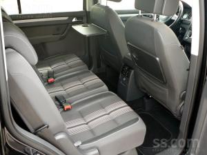 Black Volkswagen Touran 2013 in Cesis, with an engine capacity of 1.60 L and mileage of 0 thousand km for 7200 €, photo 12 on AUTOMOTO.COM.LV