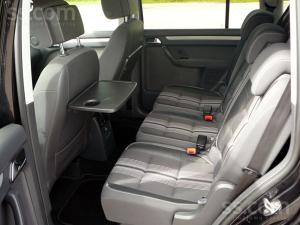 Black Volkswagen Touran 2013 in Cesis, with an engine capacity of 1.60 L and mileage of 0 thousand km for 7200 €, photo 14 on AUTOMOTO.COM.LV