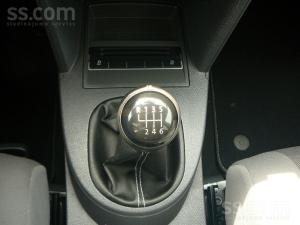 Black Volkswagen Touran 2013 in Cesis, with an engine capacity of 1.60 L and mileage of 0 thousand km for 7200 €, photo 17 on AUTOMOTO.COM.LV