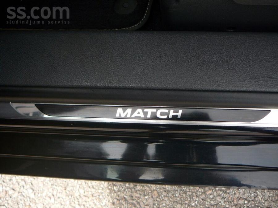 Black Volkswagen Touran 2013 in Cesis, with an engine capacity of 1.60 L and mileage of 0 thousand km for 7200 €, photo 21 on AUTOMOTO.COM.LV