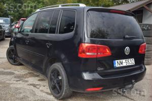Melns Volkswagen Touran 2013 Kuldīga, ar dzinēja tilpumu 1.60 L un nobraukumu 0 tūkst. km par 5750 €, foto 4 vietnē AUTOMOTO.COM.LV