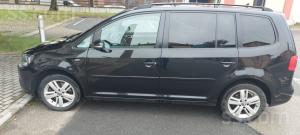 Melns Volkswagen Touran 2013 Rīga, ar dzinēja tilpumu 2.00 L un nobraukumu 353 tūkst. km par 3900 €, foto 5 vietnē AUTOMOTO.COM.LV