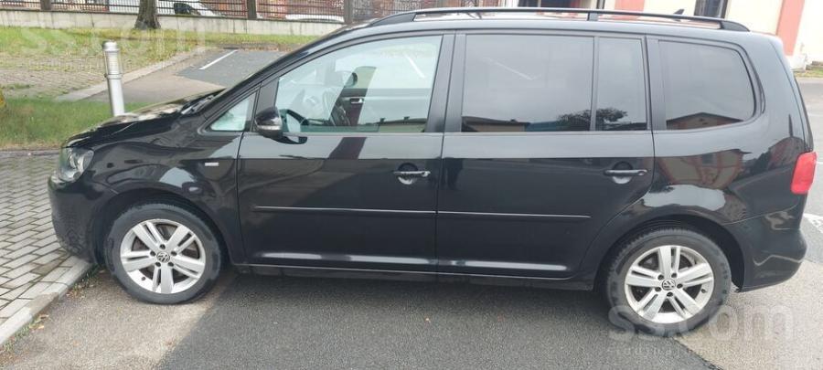 Melns Volkswagen Touran 2013 Rīga, ar dzinēja tilpumu 2.00 L un nobraukumu 353 tūkst. km par 3900 €, foto 5 vietnē AUTOMOTO.COM.LV