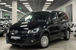 Melns Volkswagen Touran 2014 Klaipėda, ar dzinēja tilpumu 2.00 L un nobraukumu 183 tūkst. km par 8950 €, foto  vietnē AUTOMOTO.COM.LV