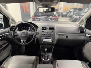 Melns Volkswagen Touran 2014 Klaipėda, ar dzinēja tilpumu 2.00 L un nobraukumu 183 tūkst. km par 8950 €, foto 3 vietnē AUTOMOTO.COM.LV