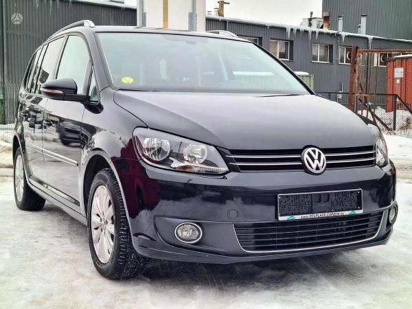 Melns Volkswagen Touran 2014 Kauņa, ar dzinēja tilpumu 2.00 L un nobraukumu 290 tūkst. km par 6650 €, foto 1 vietnē AUTOMOTO.COM.LV