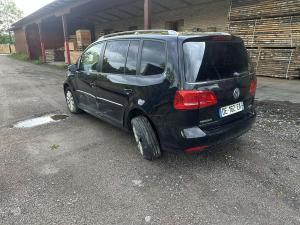 Melns Volkswagen Touran 2014 Kauņa, ar dzinēja tilpumu 1.97 L un nobraukumu 241 tūkst. km par 4600 €, foto 4 vietnē AUTOMOTO.COM.LV