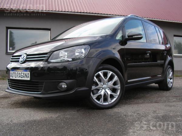 Melns Volkswagen Touran 2014 Rīga, ar dzinēja tilpumu 2.00 L un nobraukumu 0 tūkst. km par 7950 €, foto 9 vietnē AUTOMOTO.COM.LV