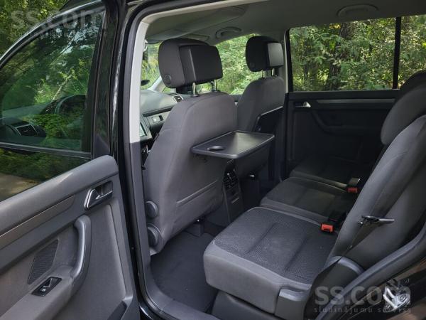 Melns Volkswagen Touran 2014 Rīga, ar dzinēja tilpumu 1.40 L un nobraukumu 0 tūkst. km par 6390 €, foto 8 vietnē AUTOMOTO.COM.LV