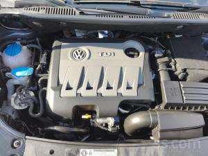 Melns Volkswagen Touran 2014 Daugavpils, ar dzinēja tilpumu 1.60 L un nobraukumu 226 tūkst. km par 6750 €, foto 8 vietnē AUTOMOTO.COM.LV