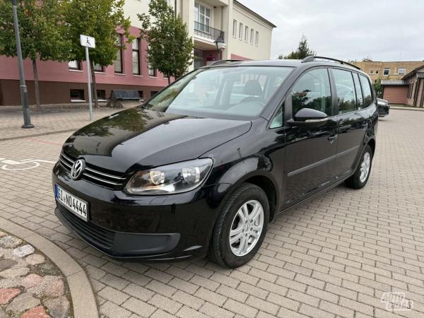Фольксваген Туран 2014 в Мажейкяй на AUTOMOTO.COM.LV Черный Фольксваген Туран 2014 в Мажейкяй, объемом двигателя 1.60 л и пробегом 267 тыс. км за 5850 €, фото 7 на AUTOMOTO.COM.LV