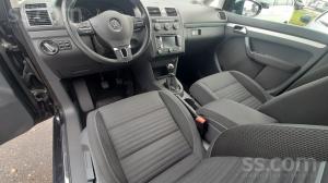 Black Volkswagen Touran 2014 in Riga, with an engine capacity of 1.20 L and mileage of 220 thousand km for 6500 €, photo 17 on AUTOMOTO.COM.LV