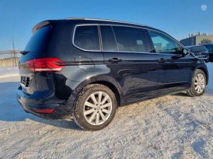 Melns Volkswagen Touran 2015 Šauļi, ar dzinēja tilpumu 1.97 L un nobraukumu 260 tūkst. km par 9200 €, foto 9 vietnē AUTOMOTO.COM.LV