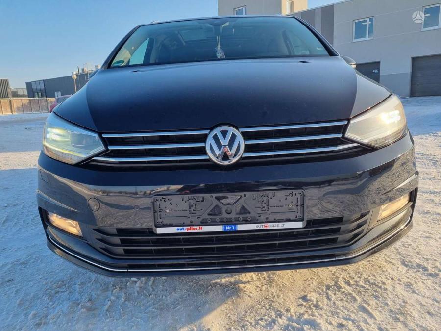 Melns Volkswagen Touran 2015 Šauļi, ar dzinēja tilpumu 1.97 L un nobraukumu 260 tūkst. km par 9200 €, foto 13 vietnē AUTOMOTO.COM.LV