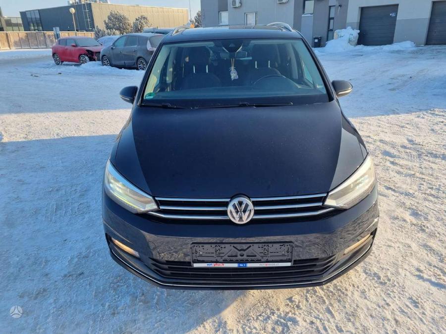 Melns Volkswagen Touran 2015 Šauļi, ar dzinēja tilpumu 1.97 L un nobraukumu 260 tūkst. km par 9200 €, foto 14 vietnē AUTOMOTO.COM.LV