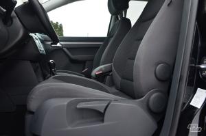 Melns Volkswagen Touran 2015 Kauņa, ar dzinēja tilpumu 2.00 L un nobraukumu 230 tūkst. km par 7650 €, foto 18 vietnē AUTOMOTO.COM.LV