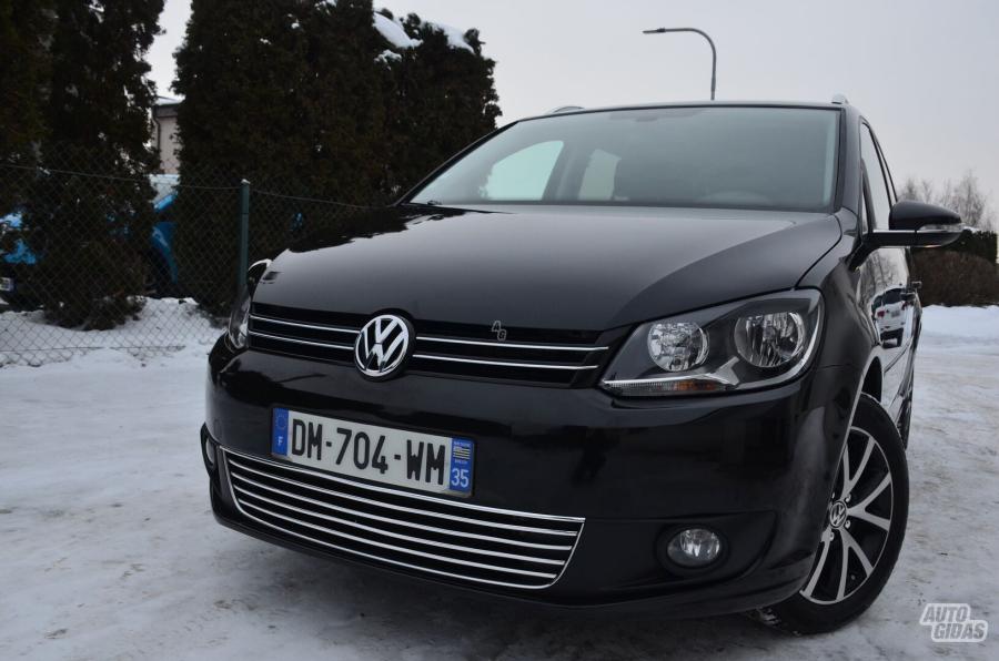 Melns Volkswagen Touran 2015 Kauņa, ar dzinēja tilpumu 2.00 L un nobraukumu 230 tūkst. km par 7650 €, foto 34 vietnē AUTOMOTO.COM.LV