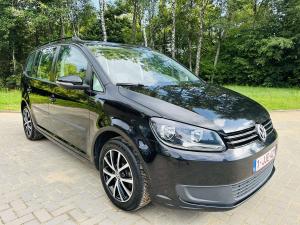 Melns Volkswagen Touran 2015 Kauņa, ar dzinēja tilpumu 1.60 L un nobraukumu 242 tūkst. km par 7100 €, foto  vietnē AUTOMOTO.COM.LV