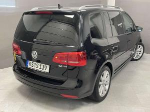 Melns Volkswagen Touran 2015 Marijampole, ar dzinēja tilpumu 1.97 L un nobraukumu 282 tūkst. km par 6350 €, foto 6 vietnē AUTOMOTO.COM.LV