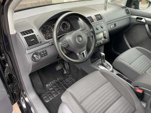Melns Volkswagen Touran 2015 Marijampole, ar dzinēja tilpumu 1.97 L un nobraukumu 282 tūkst. km par 6350 €, foto 12 vietnē AUTOMOTO.COM.LV