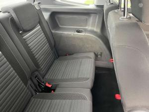 Melns Volkswagen Touran 2015 Marijampole, ar dzinēja tilpumu 1.97 L un nobraukumu 282 tūkst. km par 6350 €, foto 23 vietnē AUTOMOTO.COM.LV